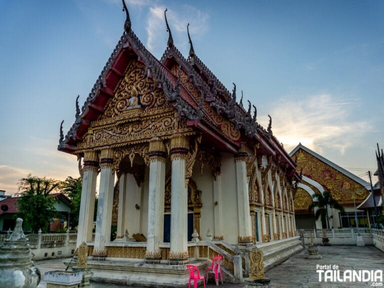 Templo Wat Klang Prakhon Chai en Buriram